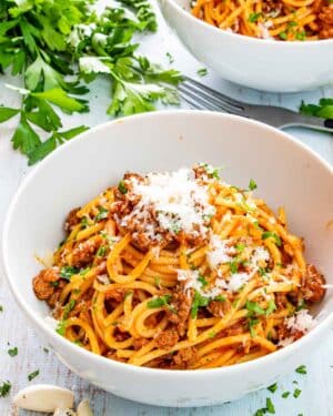 One Pot Spaghetti {30 Minutes} - Craving Home Cooked