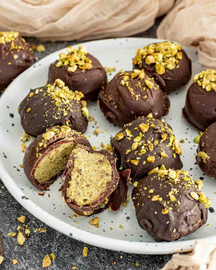 Frozen Pistachio and Date Chocolate Bites - Craving Home Cooked